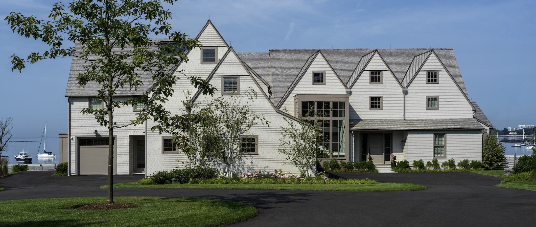 Modern Saltbox - Brooks & Falotico